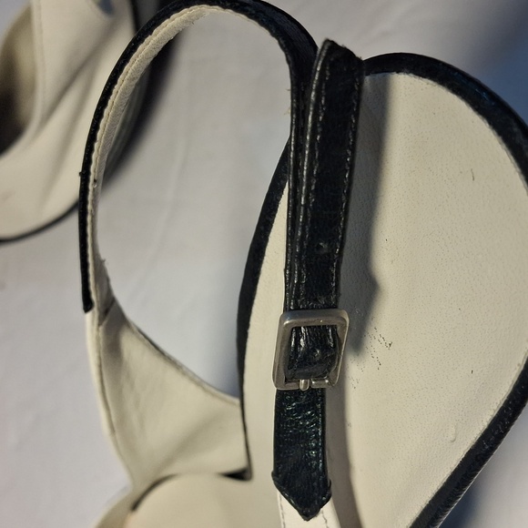 Max de Carlo | Shoes | Max De Carlo Black And White Womens Heels | Poshmark
